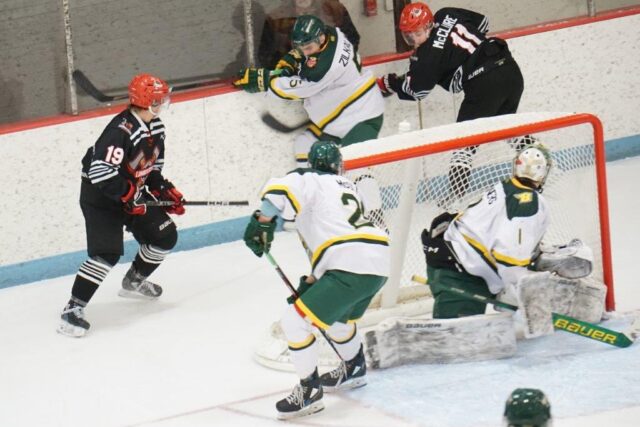 Lumberjacks Win First Playoff Game in Franchise History | Sioux Lookout ...